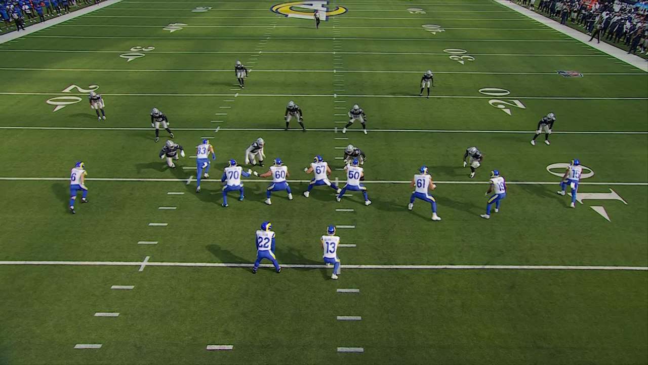 Los Angeles Rams wide receiver Drake Stoops holds onto 15-yard dot from ...