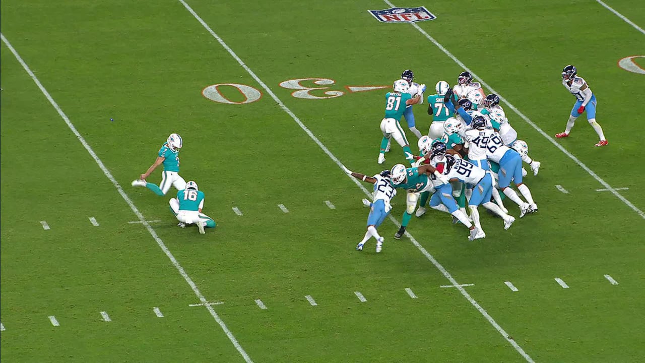Blocked FG! Tennessee Titans reject Miami Dolphins kicker Jason Sanders ...