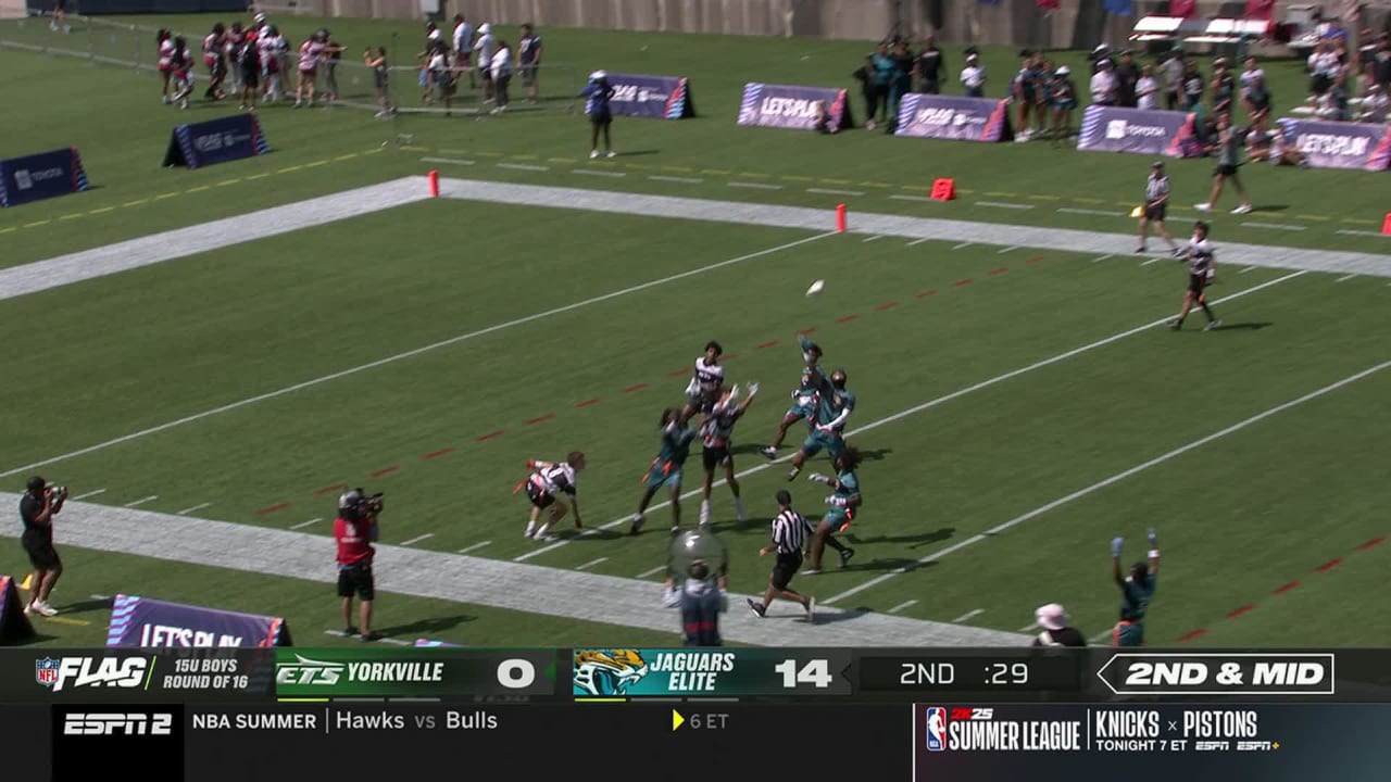 Jaguars' Elite Brysen Wright makes second one-handed INT