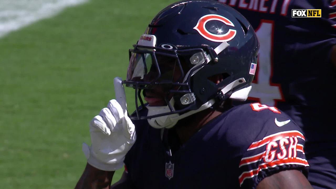 Chicago Bears running back D'Andre Swift finishes off drive with 1-yard ...