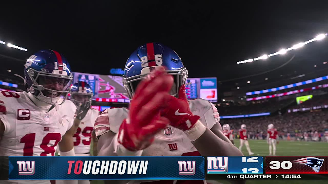 New York Giants running back Devin Singletary's third tpuchdown of 2025 ...