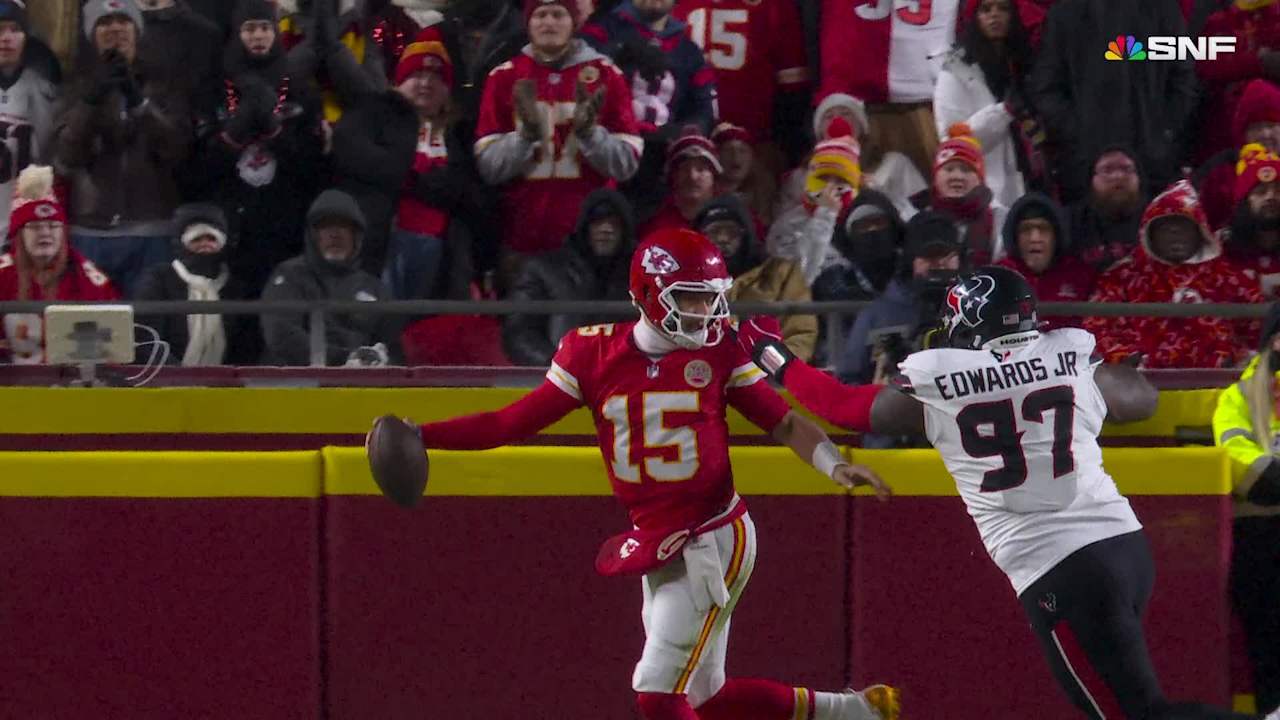 Can't-Miss Play: Kansas City Chiefs quarterback Patrick Mahomes overcomes a facemask grab before ...