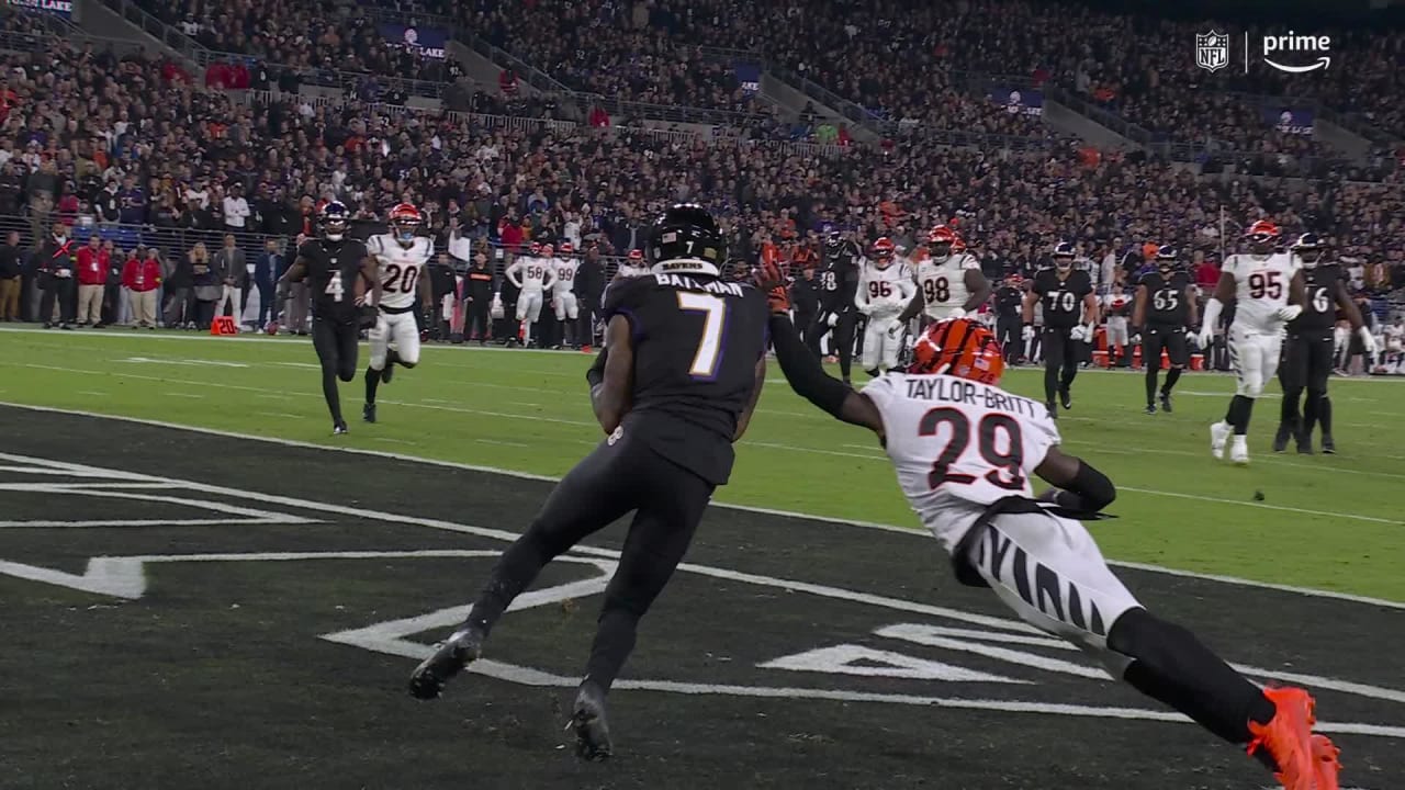 Baltimore Ravens wide receiver Rashod Bateman's first touchdown catch ...