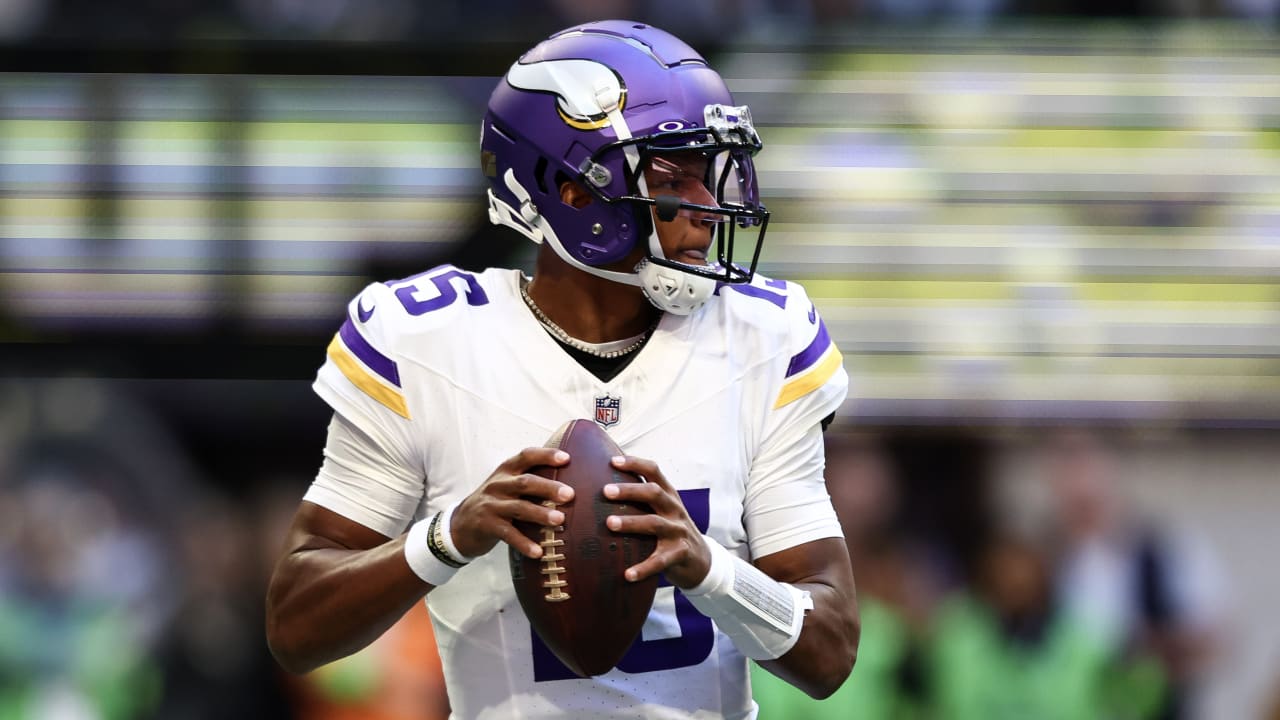 Vikings plan to start QB Josh Dobbs vs. Saints after sensational debut