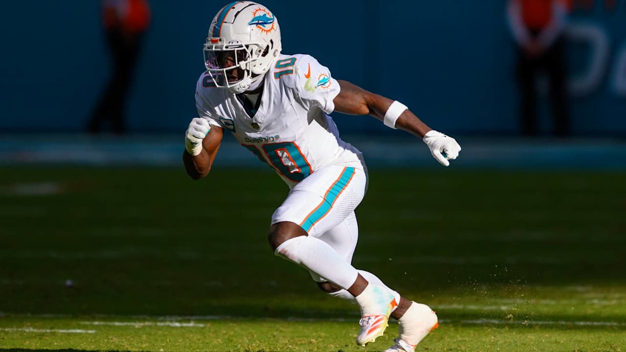Dolphins WR Tyreek Hill, Olympic gold medalist Noah Lyles agree to race in 2025