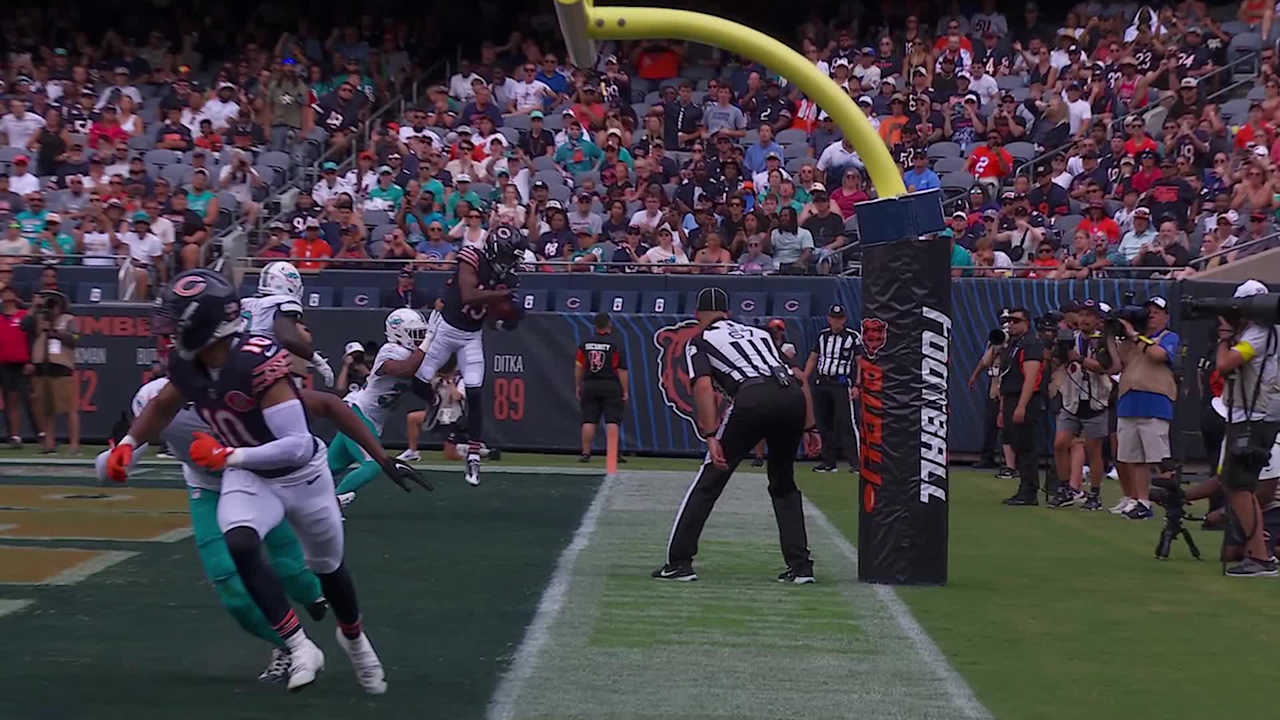 Chicago Bears' wide receiver Maurice Alexander's toe-tap touchdown ...