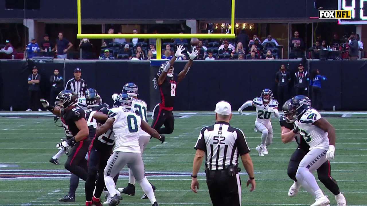 Atlanta Falcons tight end Kyle Pitts snatches Falcons quarterback Kirk ...