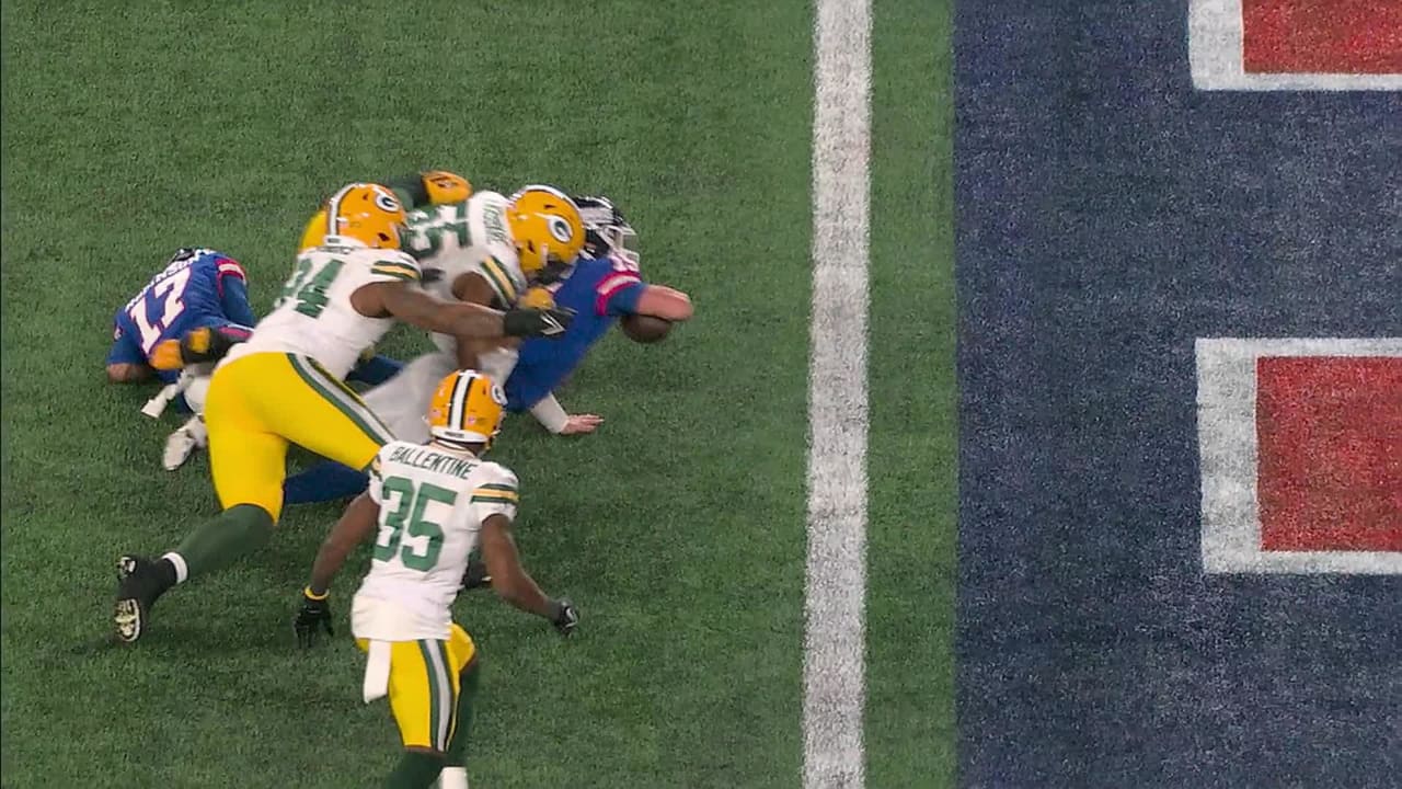 New York Giants quarterback Tommy DeVito makes THREE Green Bay Packers ...