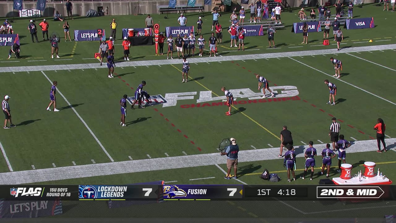 Wide receiver Xavier Jones pulls in 2nd TD of game