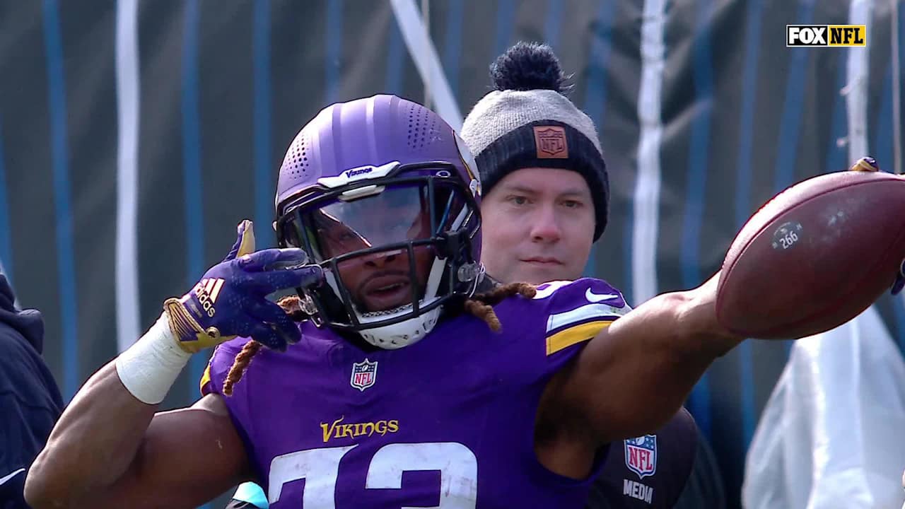 Minnesota Vikings running back Aaron Jones' best plays from 129-yard ...