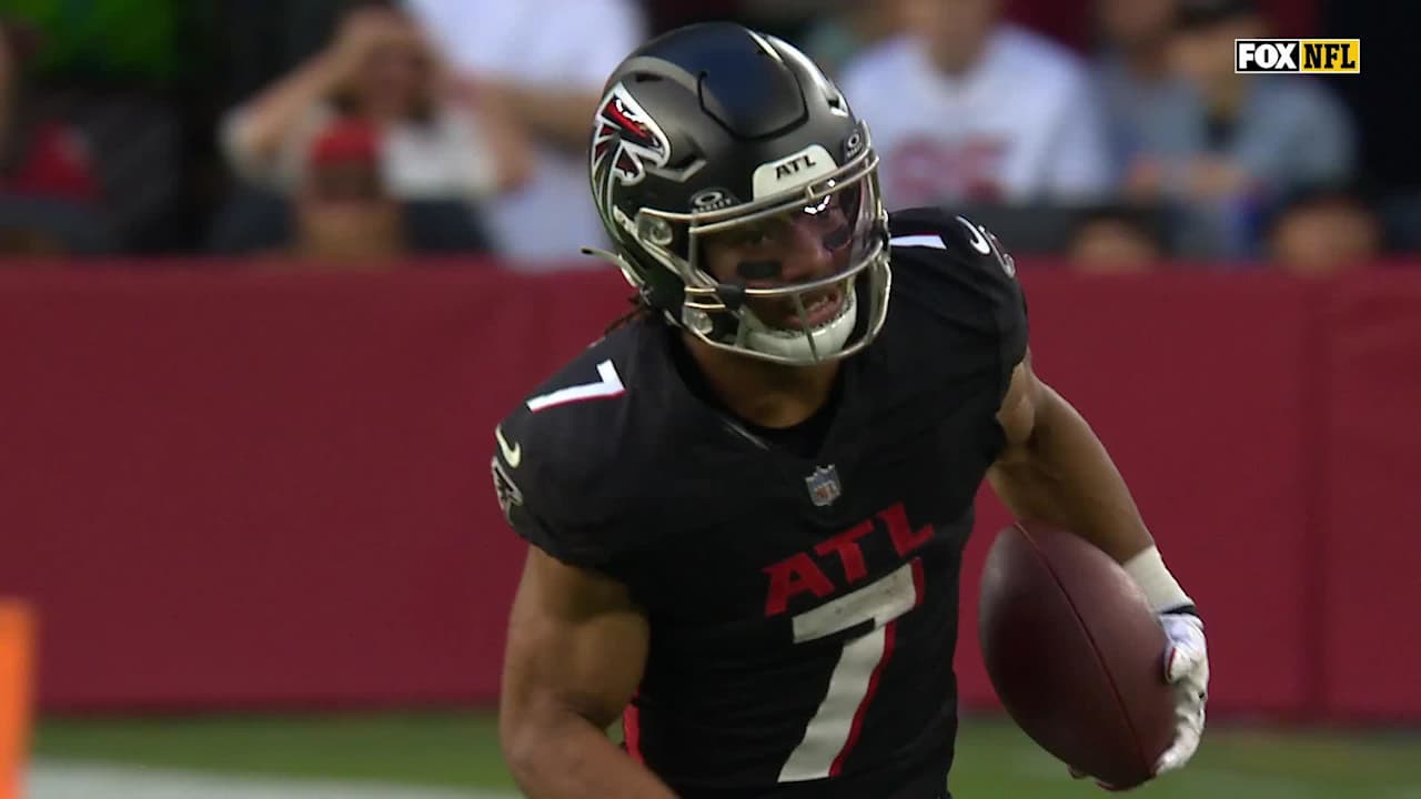 Atlanta Falcons running back Bijan Robinson surpasses 2,000 scrimmage ...