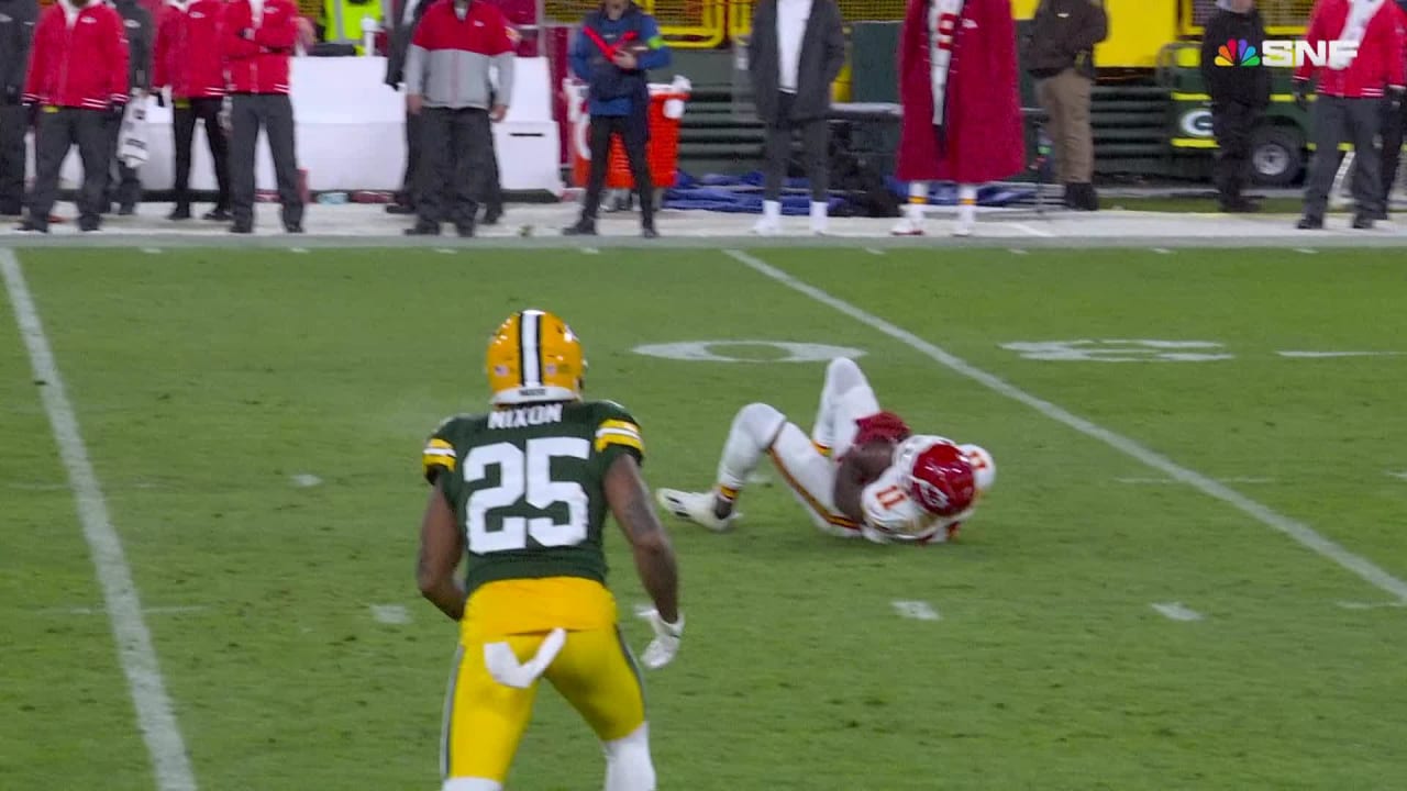 Kansas City Chiefs wide receiver Marquez Valdes-Scantling SOMEHOW ...