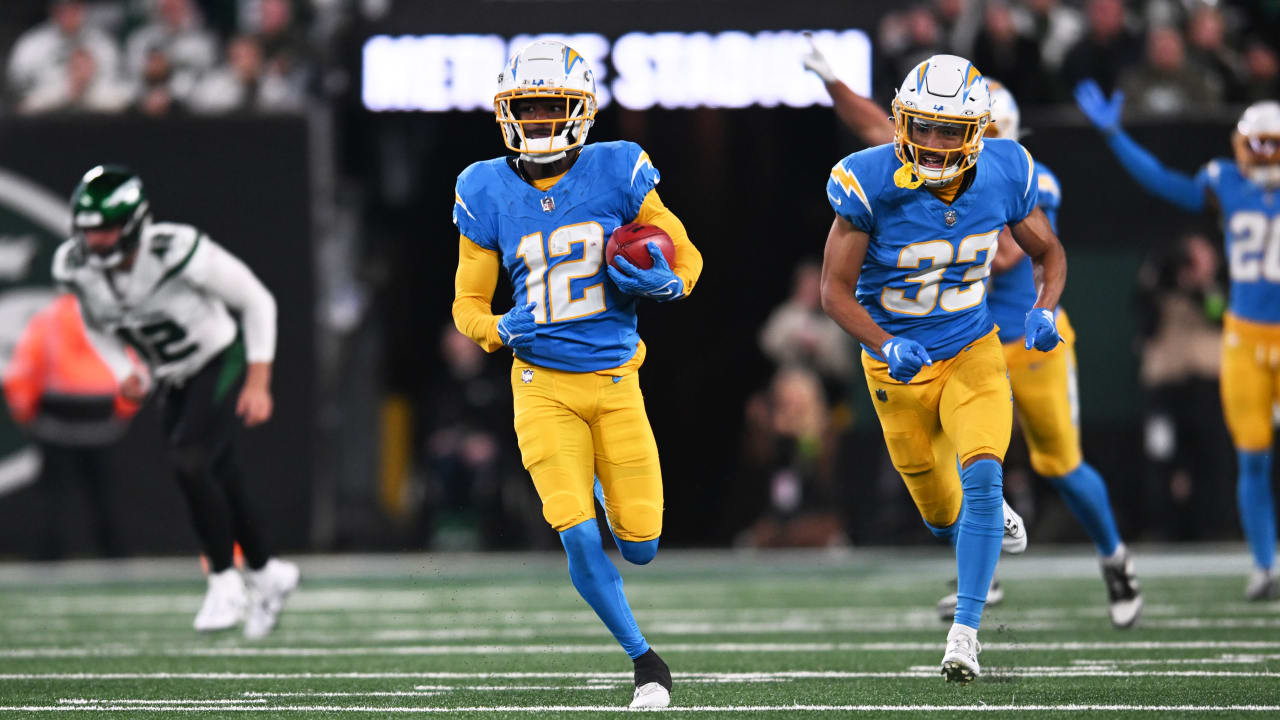 Can't-Miss Play: Los Angeles Chargers wide receiver Derius Davis is a ...