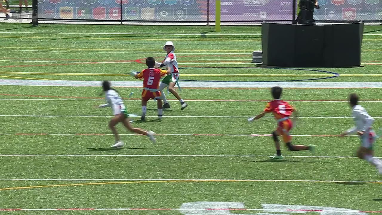 Mexico scores on 45-yard deep shot touchdown