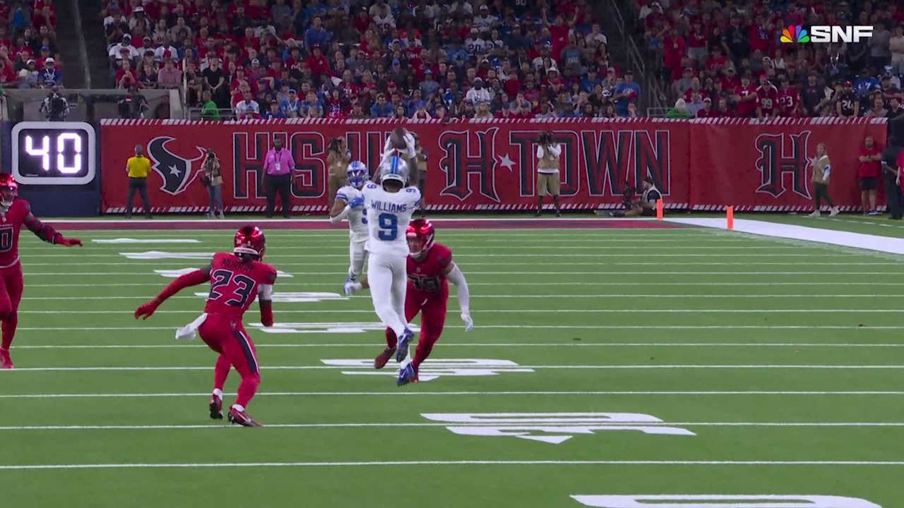 Detroit Lions wide receiver Jameson Williams absorbs big-time sandwich ...