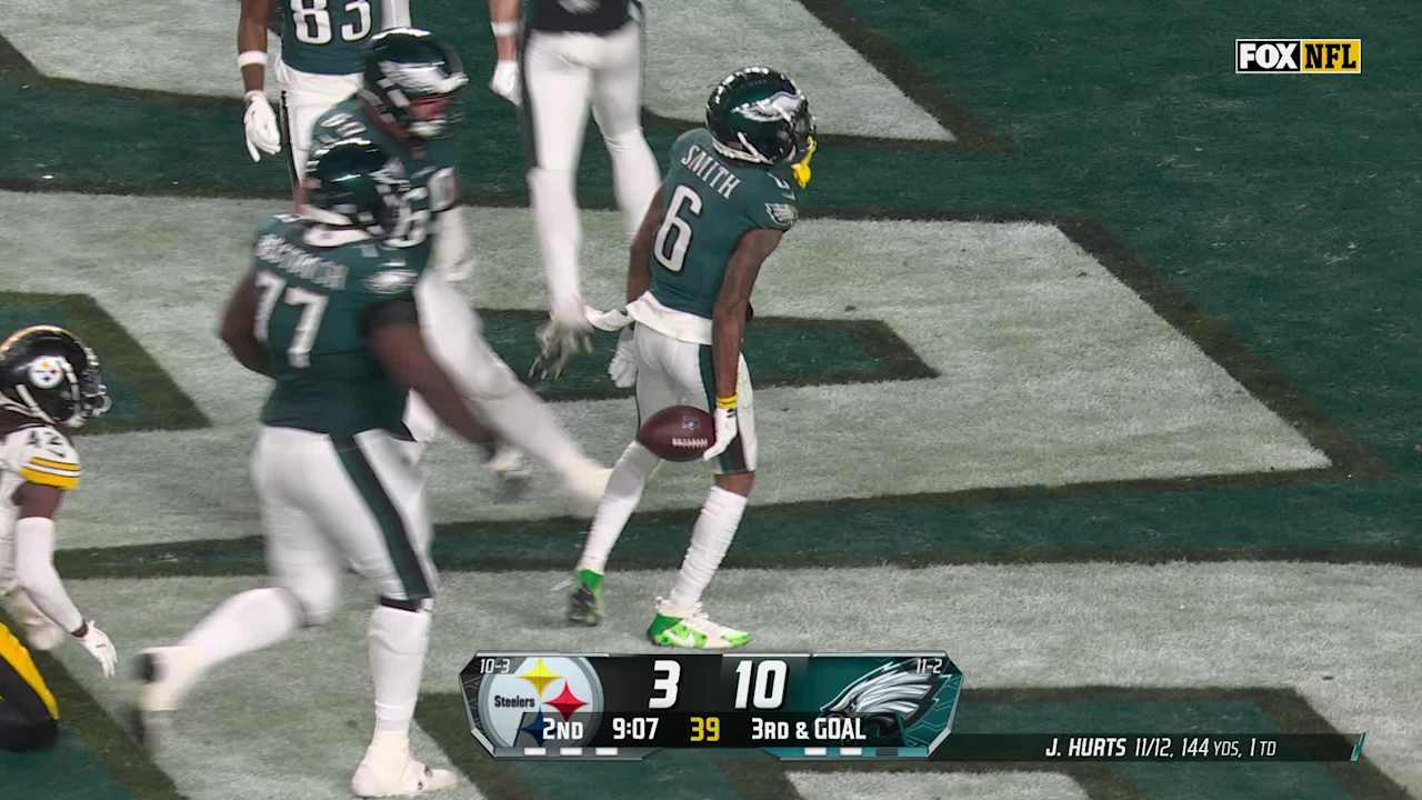 Philadelphia Eagles' quarterback Jalen Hurts' second touchdown pass ...