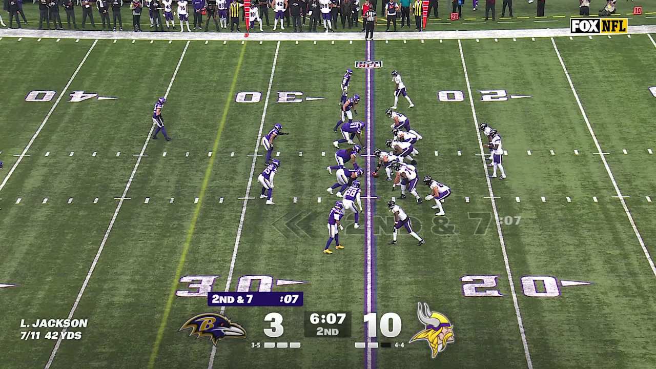 Baltimore Ravens quarterback Lamar Jackson flashes the athleticism with ...