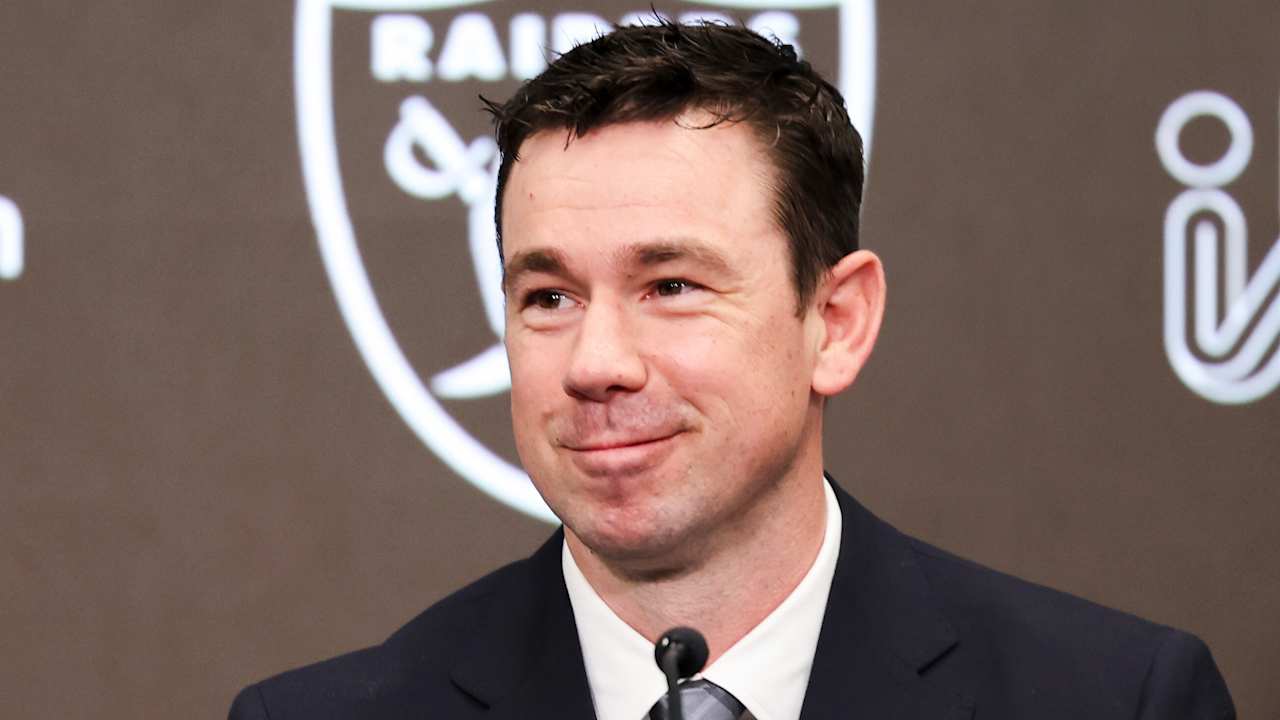 Raiders' Klint Kubiak stays mum on No. 1 pick, hopes Maxx Crosby is ...