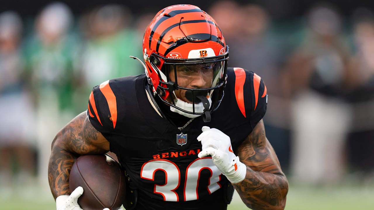 Bengals OC: Chase Brown is a 'top-10' running back in NFL