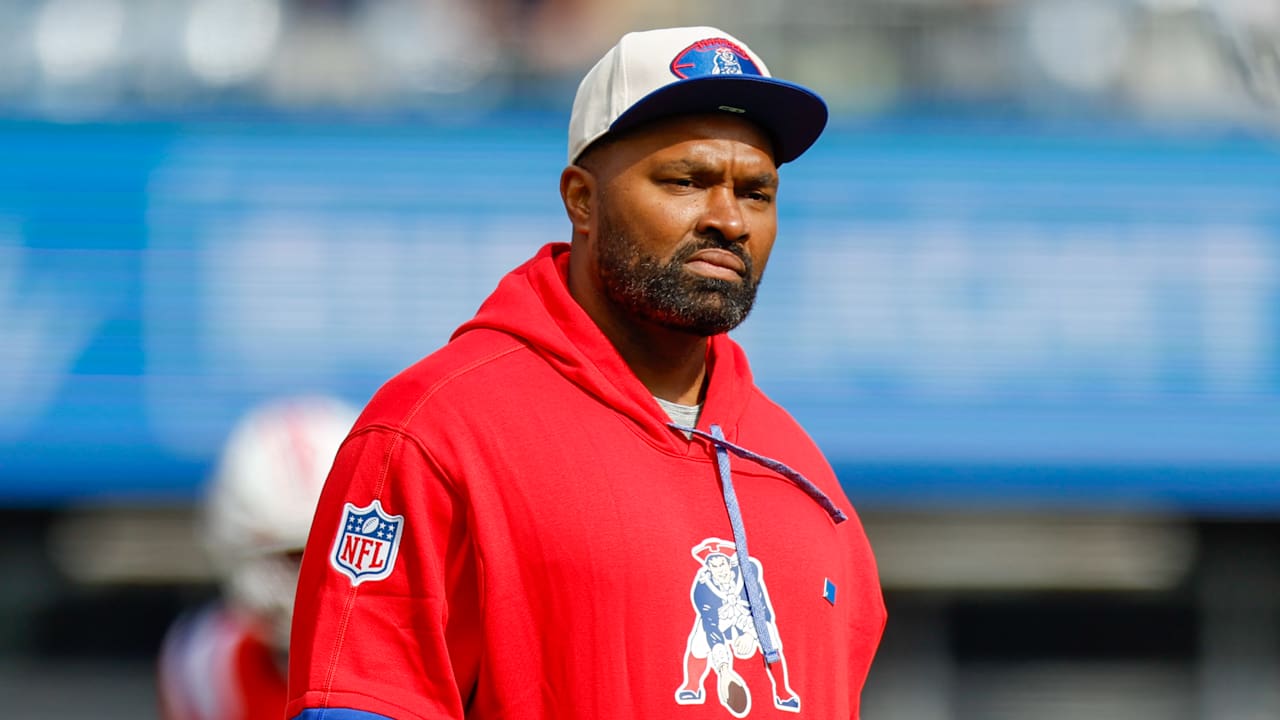 Head coach Jerod Mayo blasts Patriots as 'soft football team' after ...
