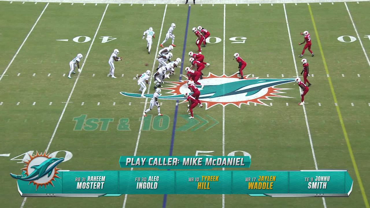 Miami Dolphins quarterback Tua Tagovailoa's first pass since Week 2 ...